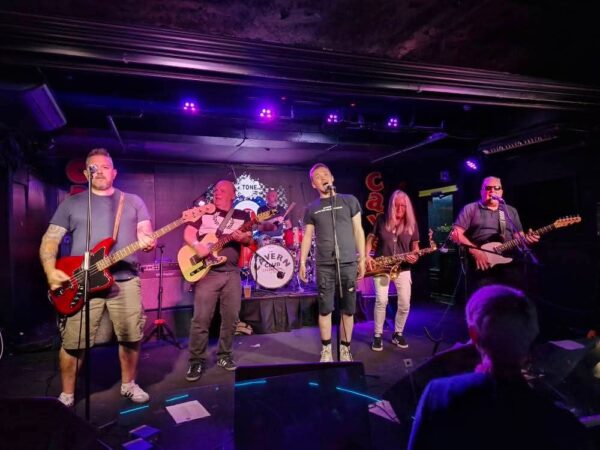 Midlife – Live – Skipton Sound Bar